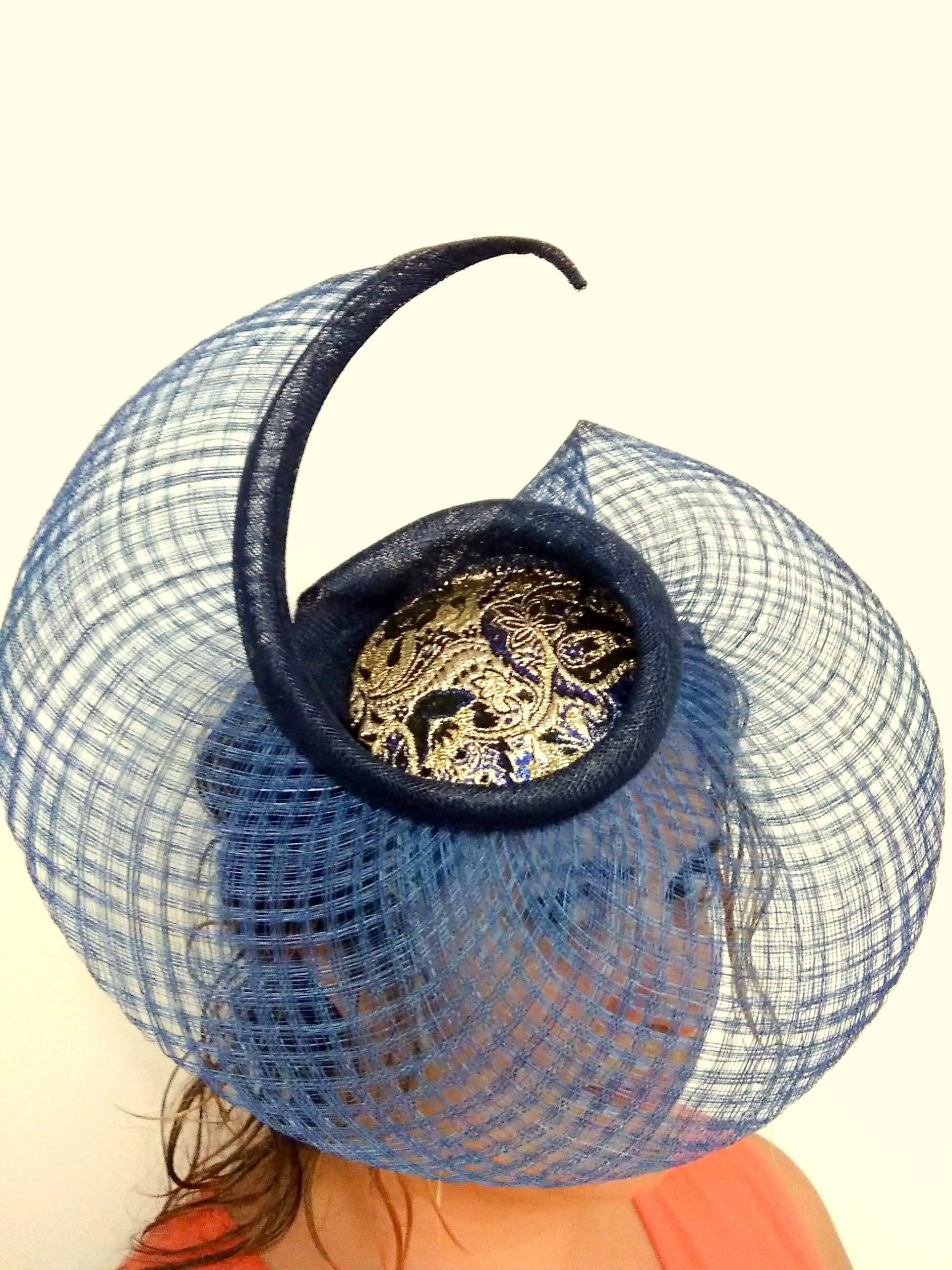 Tocado para boda Irune - Toco tocados y complementos